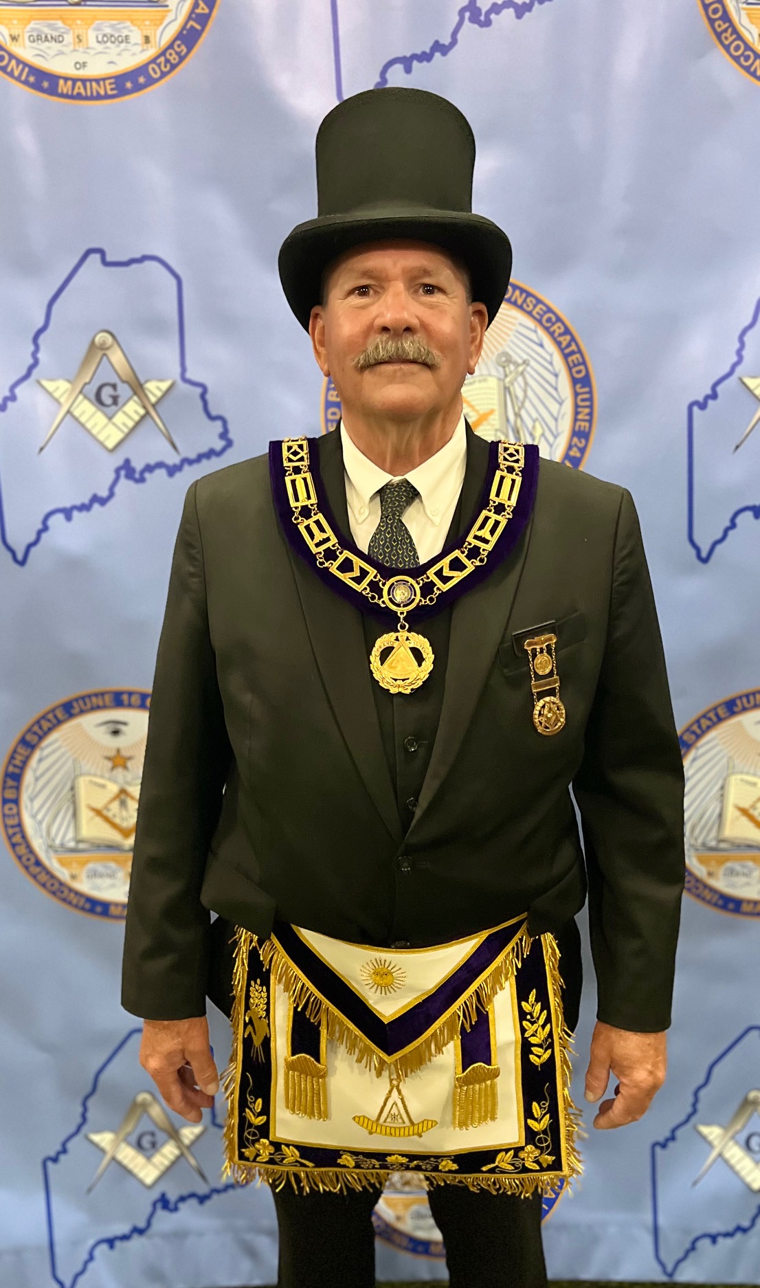 MW Grand Master - Masonic Grand Lodge of Maine